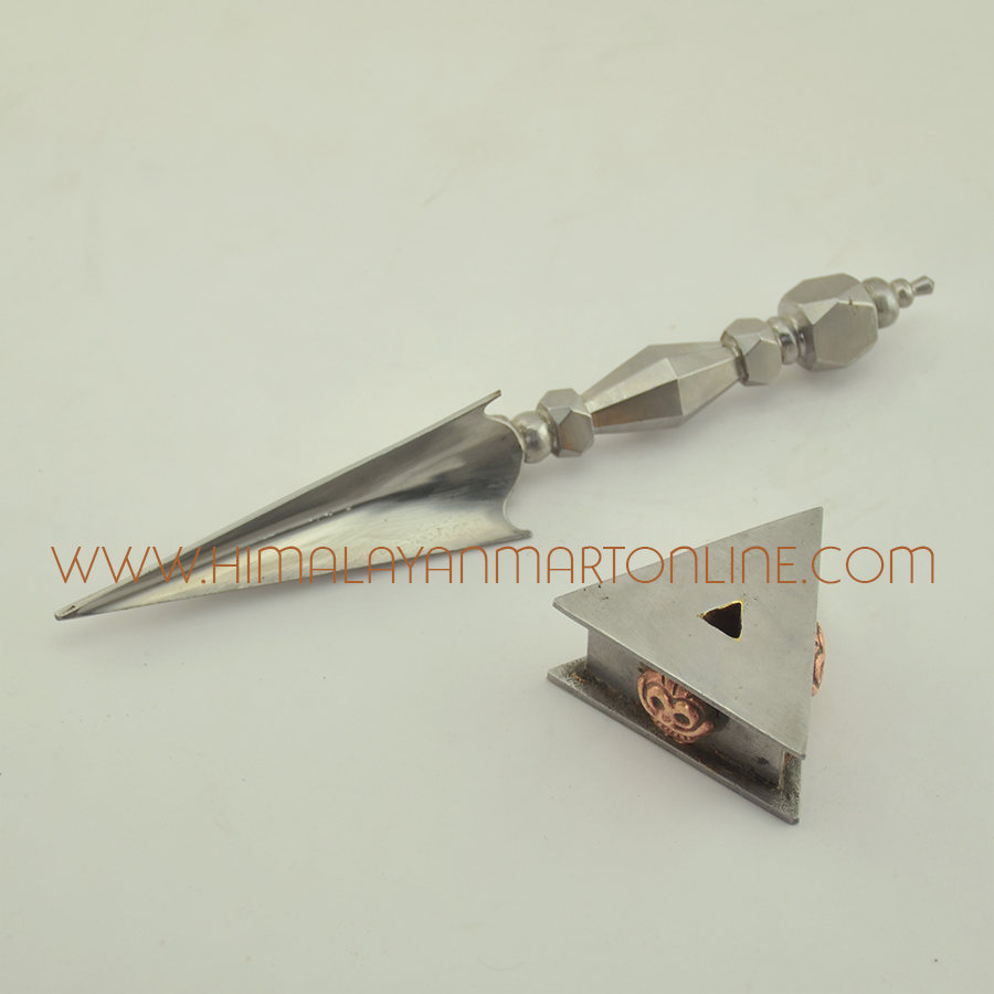7.75" Iron Phurba: Buy 7.75" Iron Phurba Online - Himalayan Mart
