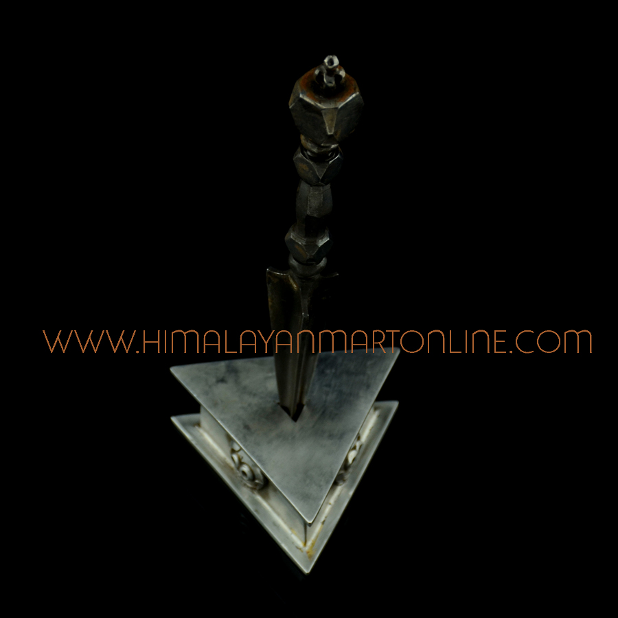 6.75" Iron Phurba: Buy 6.75" Iron Phurba Online - Himalayan Mart