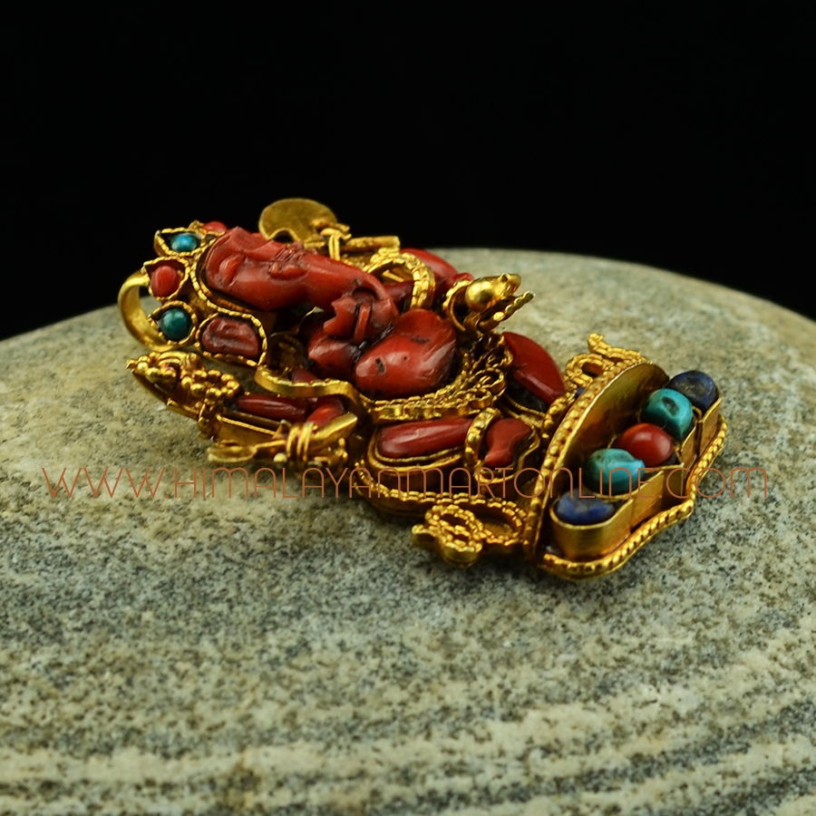 Fine Quality Dancing Ganesha Silver Pendant from Patan, Nepal