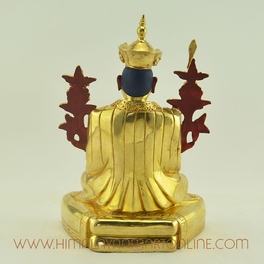 16th Gyalwa Karmapa Statue: The Rangjung Rigpe Dorje