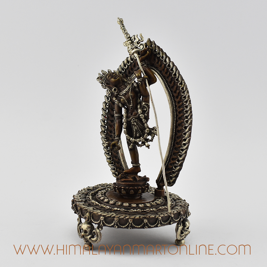 Akash Yogini on Mandala Statue: Akash Yogini – Knowledge Holder